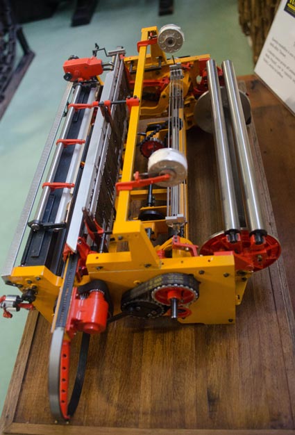 Telaio Somet | Museo del Tessile